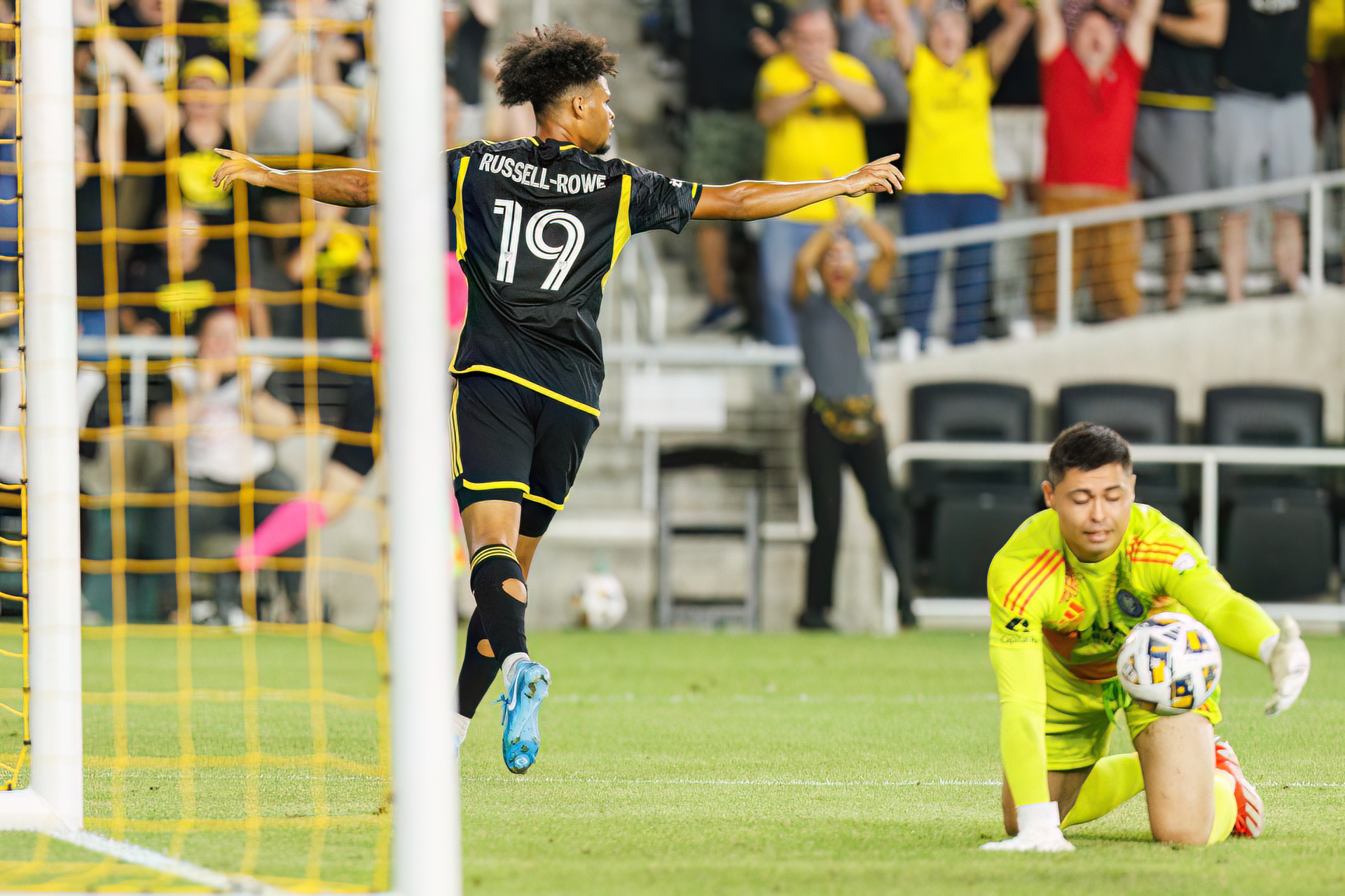 Gallery – MASSIVE REPORT